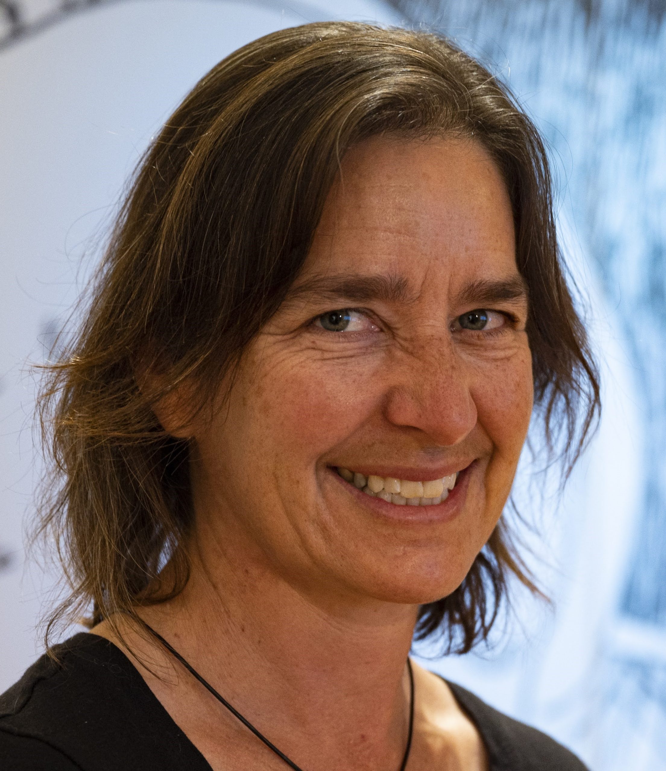 Susan Kutz - CINUK